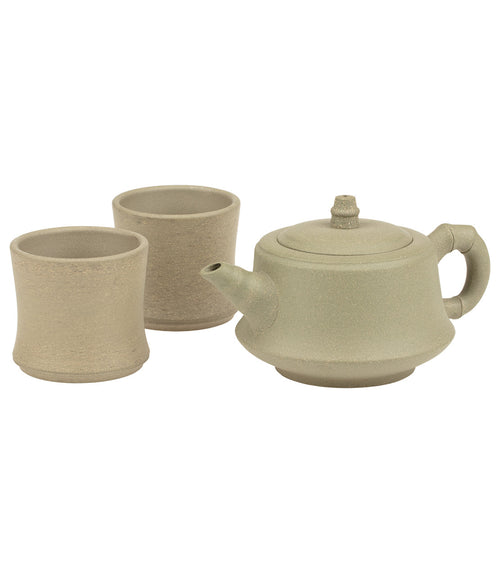 teapots and cups set